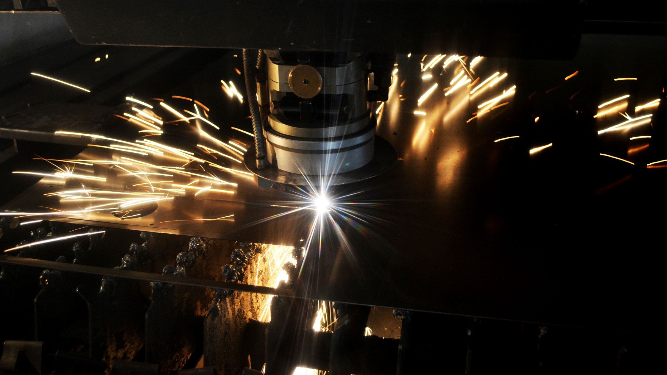 Laser Cutting Power: Definition, Chart, Settings and Connection with ...